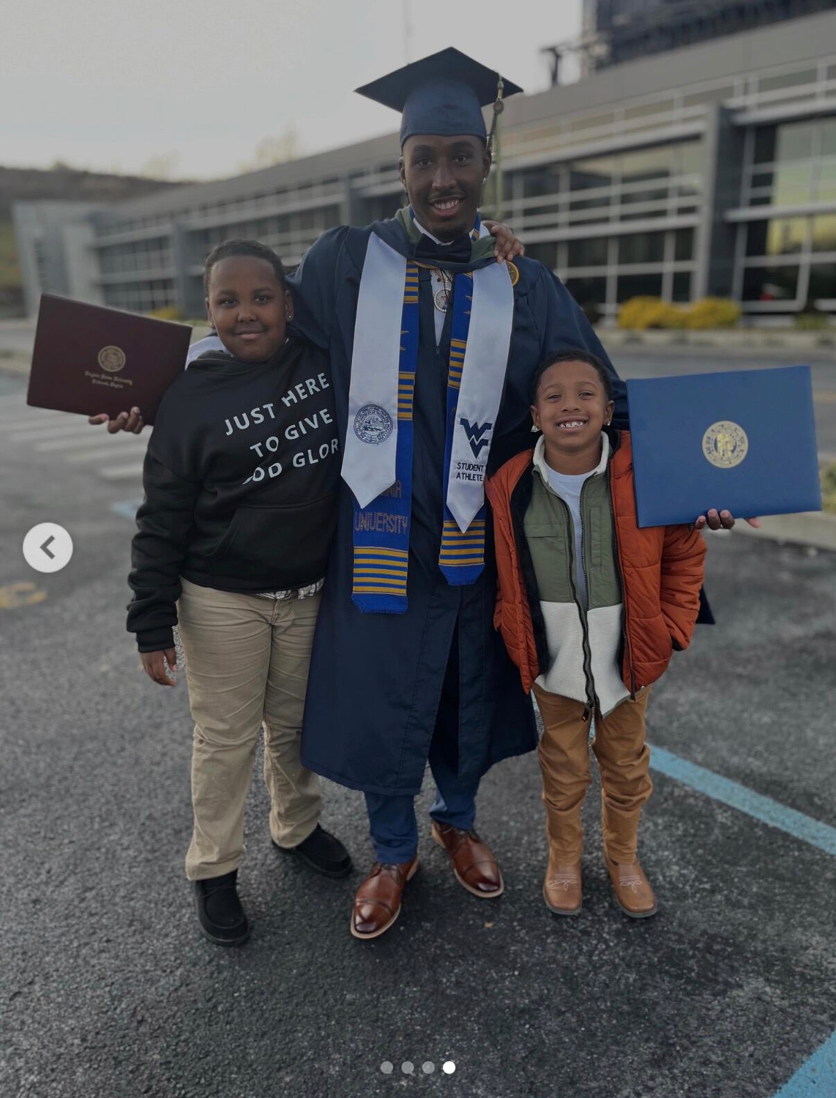 Former VUU football player William Davis dies