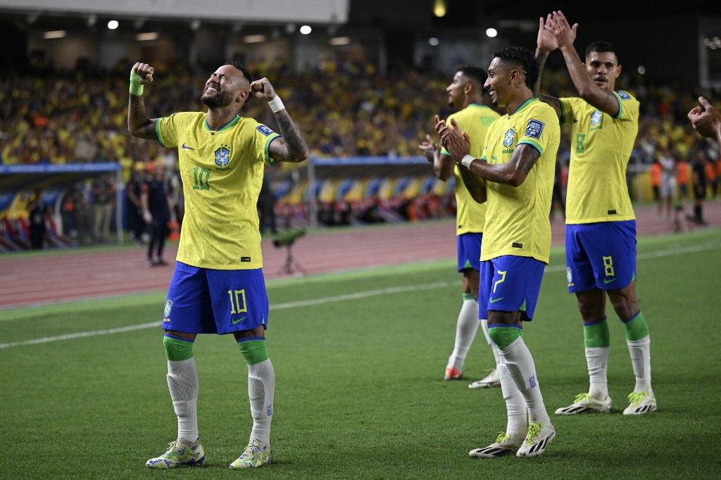 Air mata Neymar tumpah begitu Ancelotti panggil namanya masuk skuad ...