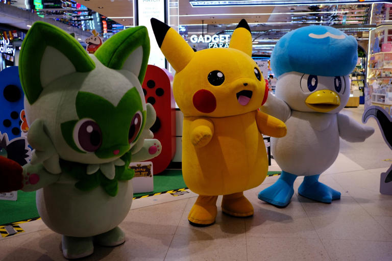 What happens when an artist draws Pokémon without ever seeing them