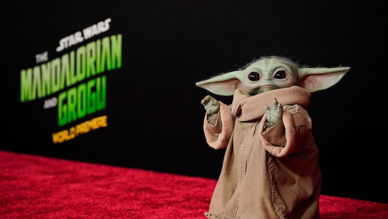 Early reviews mixed for newest 'Star Wars' movie, 'The Mandalorian and ...