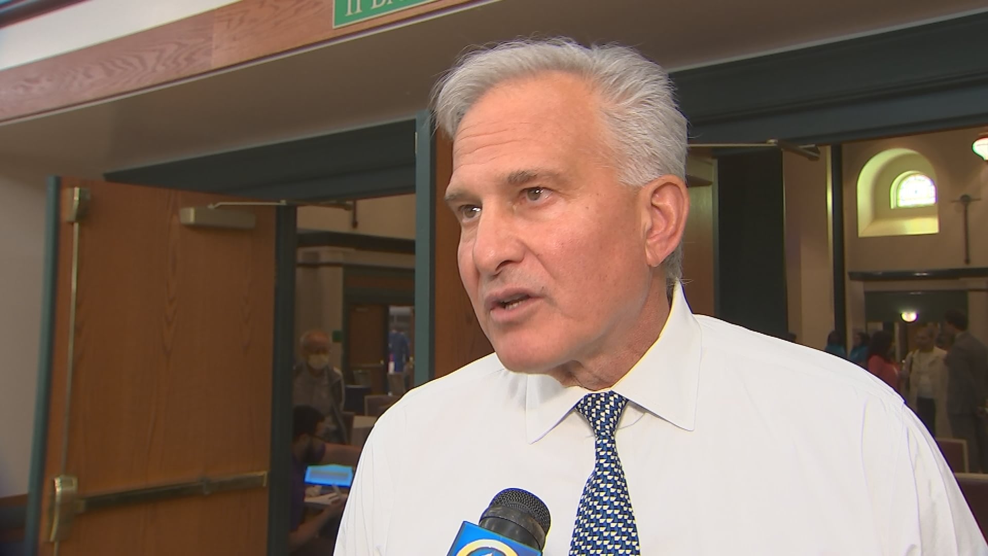 11 investigates exclusive: DA reacts to police holding cell shooting