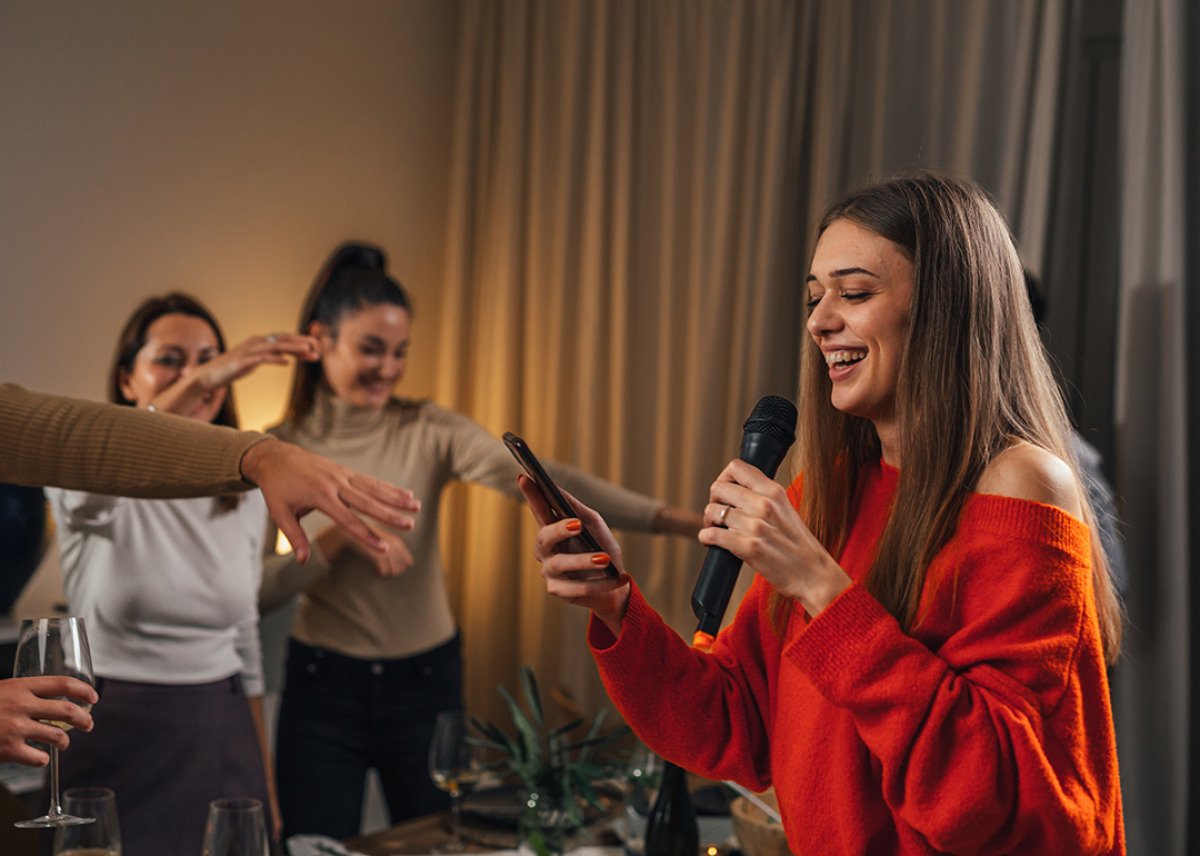 House parties are the new speed dating: The surprising dating trends ...