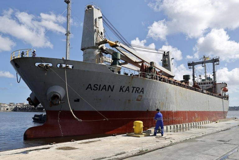 Mexican, Uruguayan aid shipment arrives in Cuba