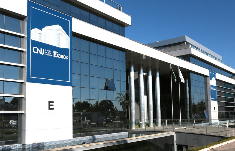 CNJ propõe criação de banheiro sem indicação de gênero em tribunais