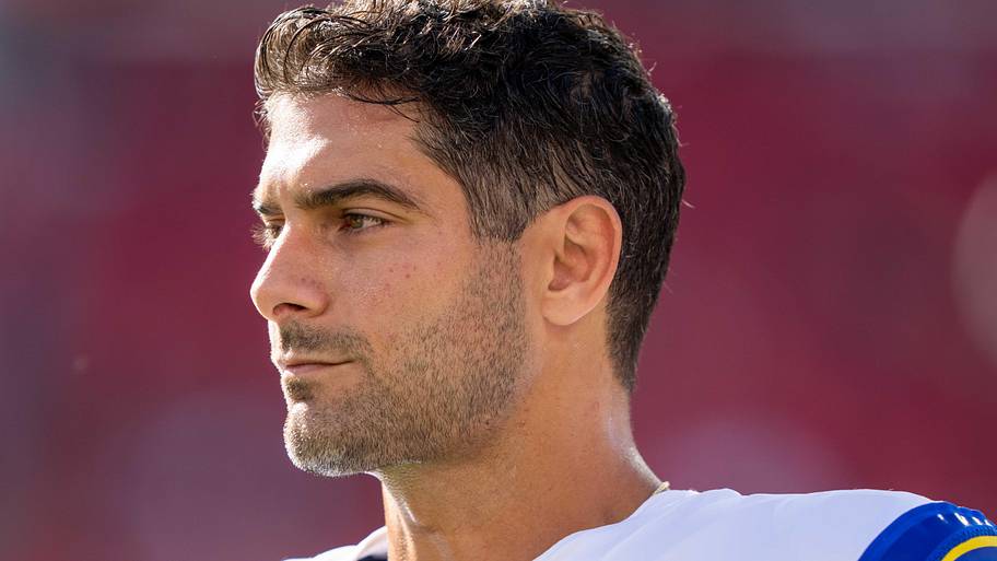 NFC West rival's QB dilemma could open up door to a Jimmy Garoppolo ...