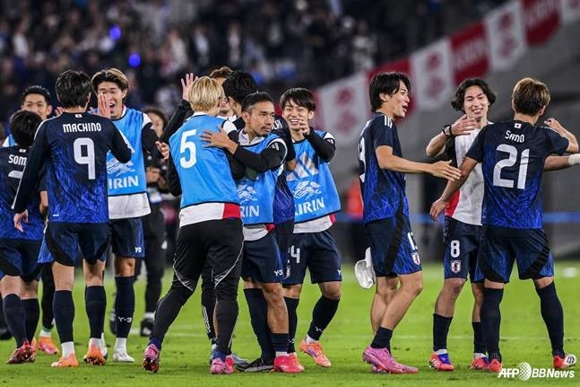 日축구의 최대 무기는 빠른 패스와 두터운 선수 층... 미토마 없어도 무서운 일본 축구의 힘 [이종성의 스포츠 문화&산업]