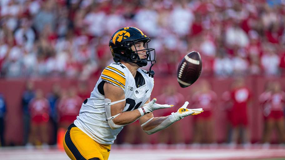 The "Czar of the Playbook" expects big things from Kaden Wetjen's ...