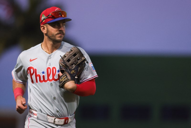 Phillies recall INF/OF Otto Kemp, option INF/OF Felix Reyes