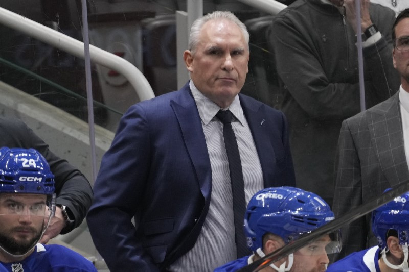 Report: Oilers receive permission to interview former Leafs coach Craig ...