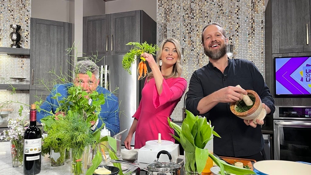Chef Jason Michael Thomas shows how to make pesto with foraged greens ...