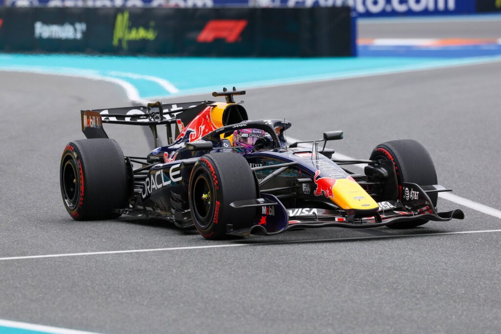 Ford backs V8 return to Formula 1 amid changing road car strategy