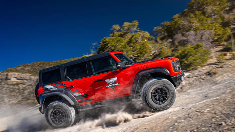 Ford Bronco's new roof design could fix the biggest hassle of open-air ...