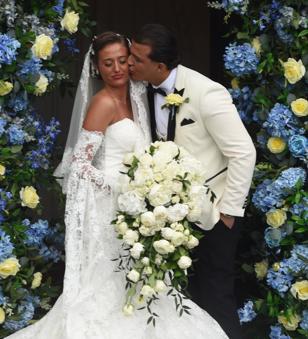 Tyson Fury’s family has ‘mixed feelings’ over $7M wedding gifts for 16 ...
