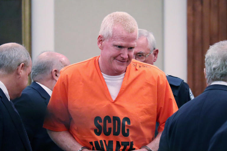 Alex Murdaugh sues clerk whose behavior led state Supreme Court to ...