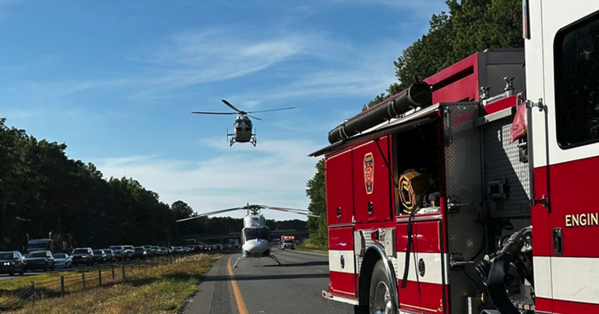 One dead, three injured in I-40 crash in Sampson County, troopers say
