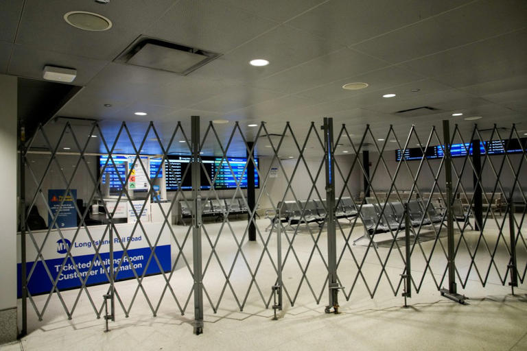 LIRR strike over after MTA, unions reach deal