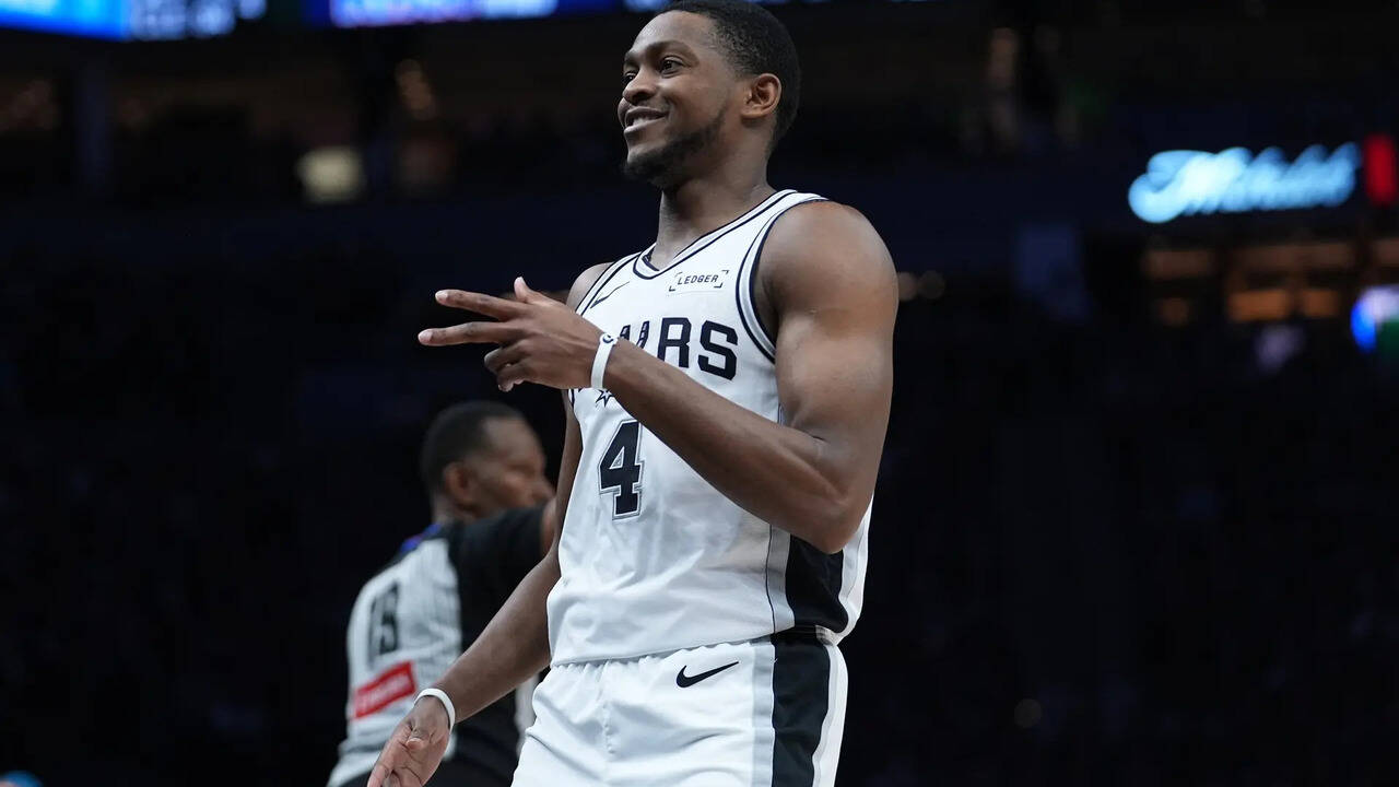 De'Aaron Fox ruled out for Game 1 against Thunder due to ankle injury