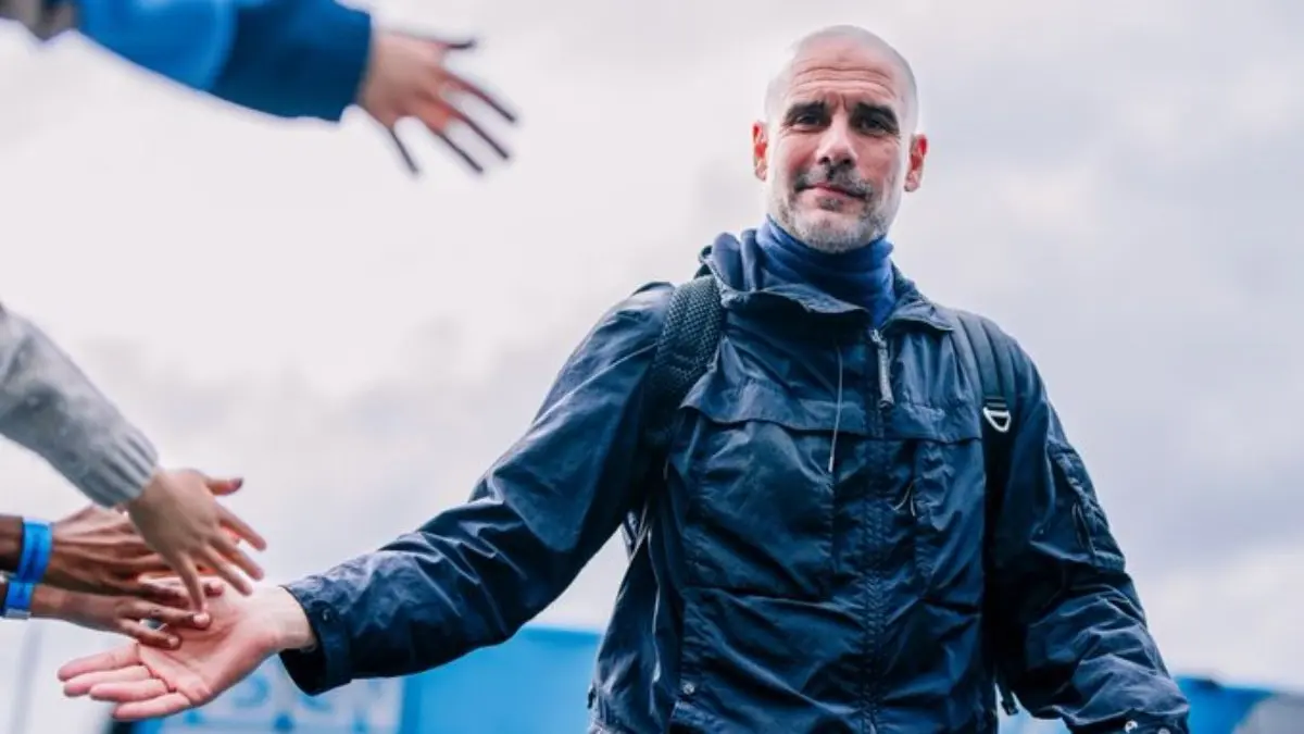 Pep Guardiola beri selamat atas gelar juara Arsenal