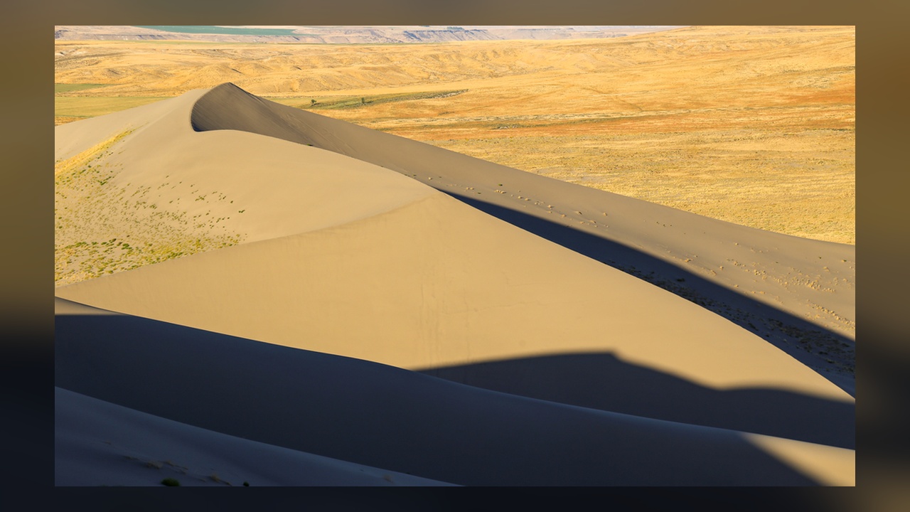 The tallest single sand dune in North America is hiding in the Idaho desert