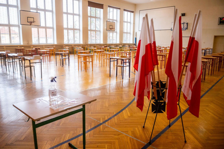 Matura 2026. Przed zdającymi egzamin z rozszerzonej fizyki