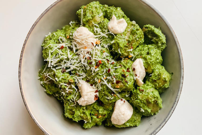 For perfectly crispy Trader Joe’s cauliflower gnocchi, ignore the ...
