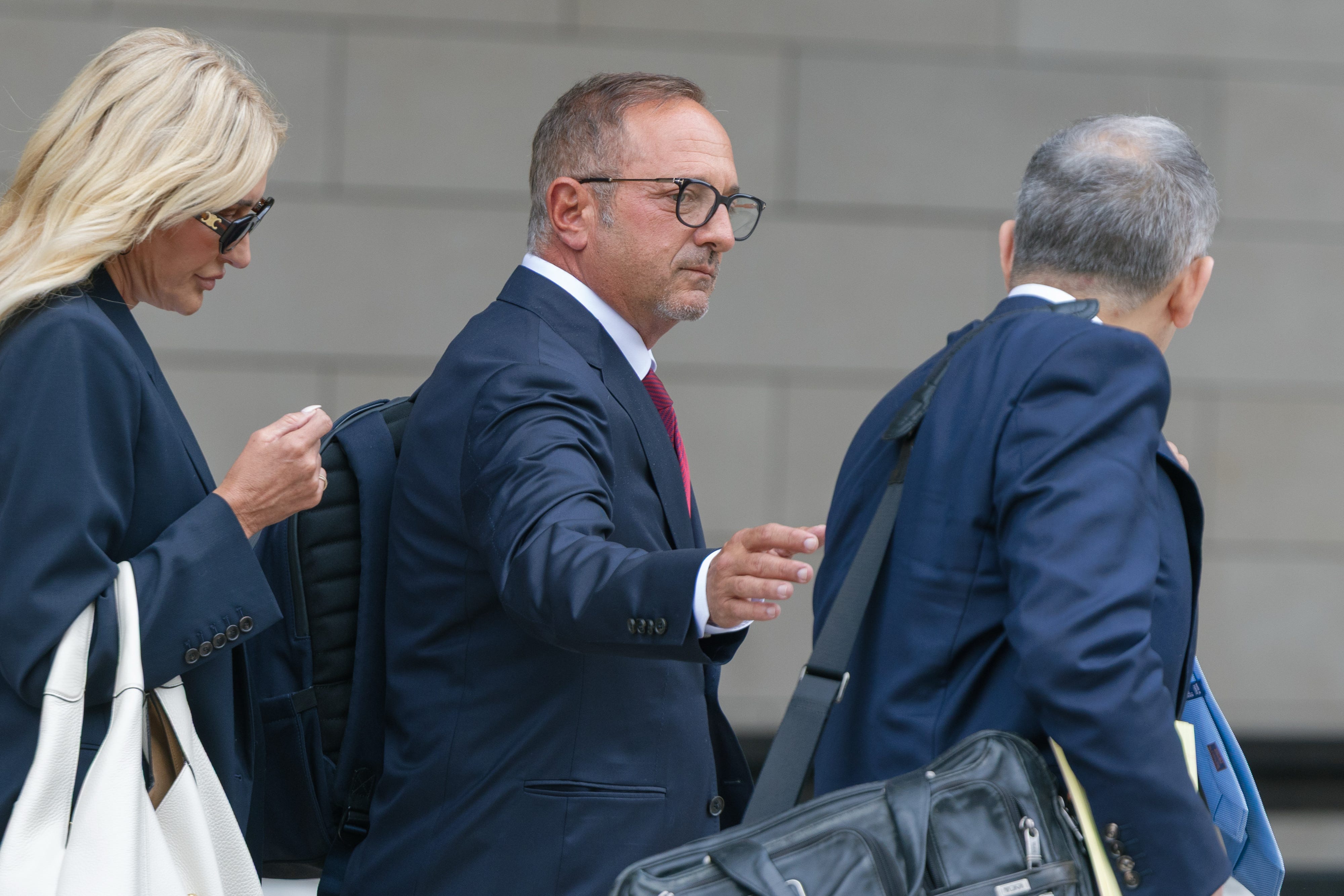 Short-seller Andrew Left timed 'U-turn' trades to his market-moving ...