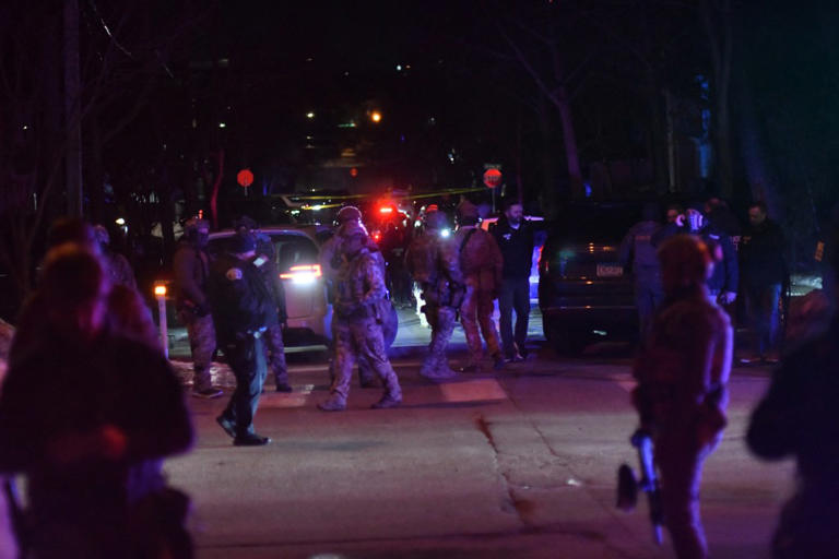 Nationwide arrest warrant issued for ICE agent accused of shooting ...