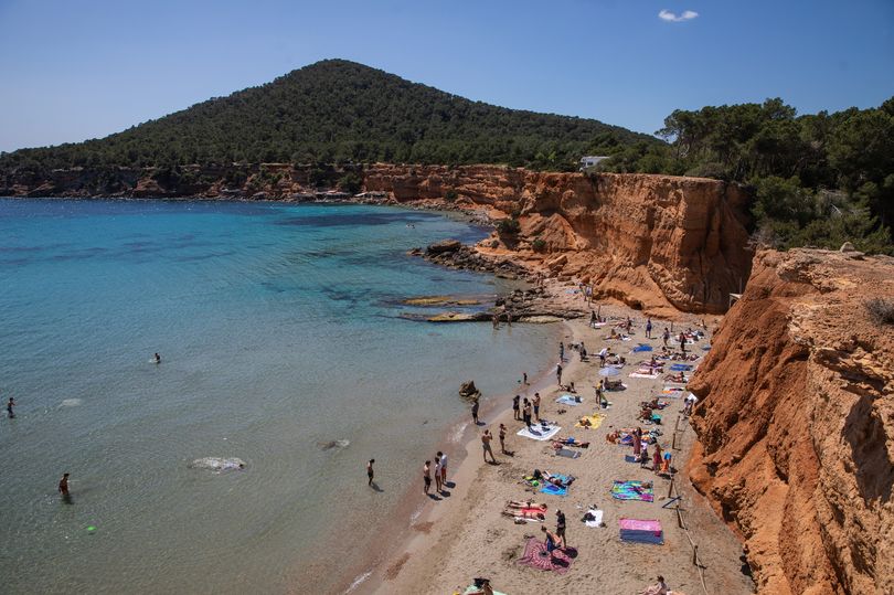 Foreign Office issues Spain holiday warning as rule could see tourists ...