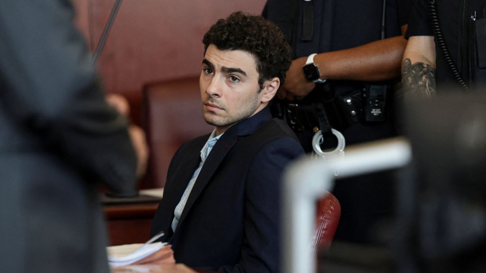 Luigi Mangione’s notebook writings, gun seized from his backpack will ...