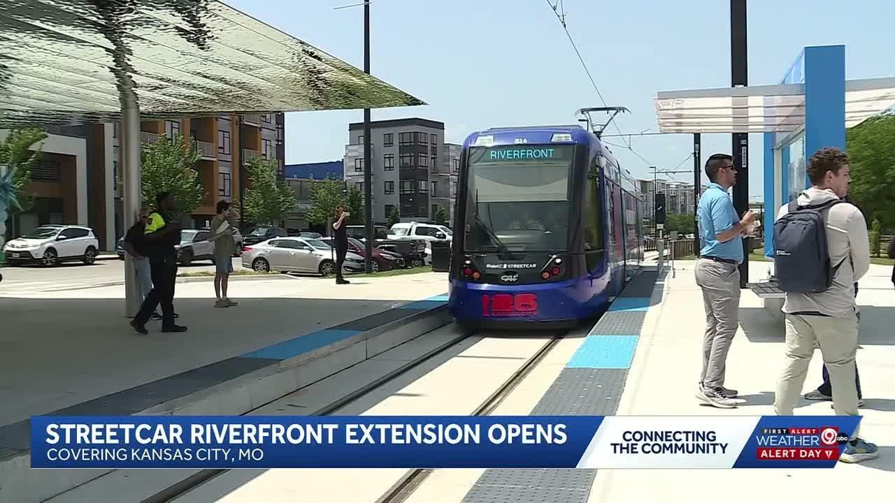KC Streetcar officially opens Riverfront extension