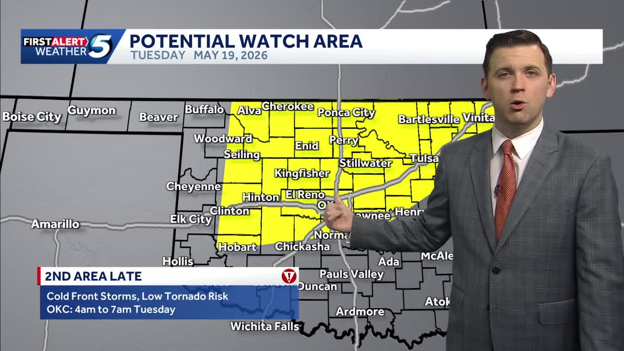 Storm timeline: Monday into Tuesday