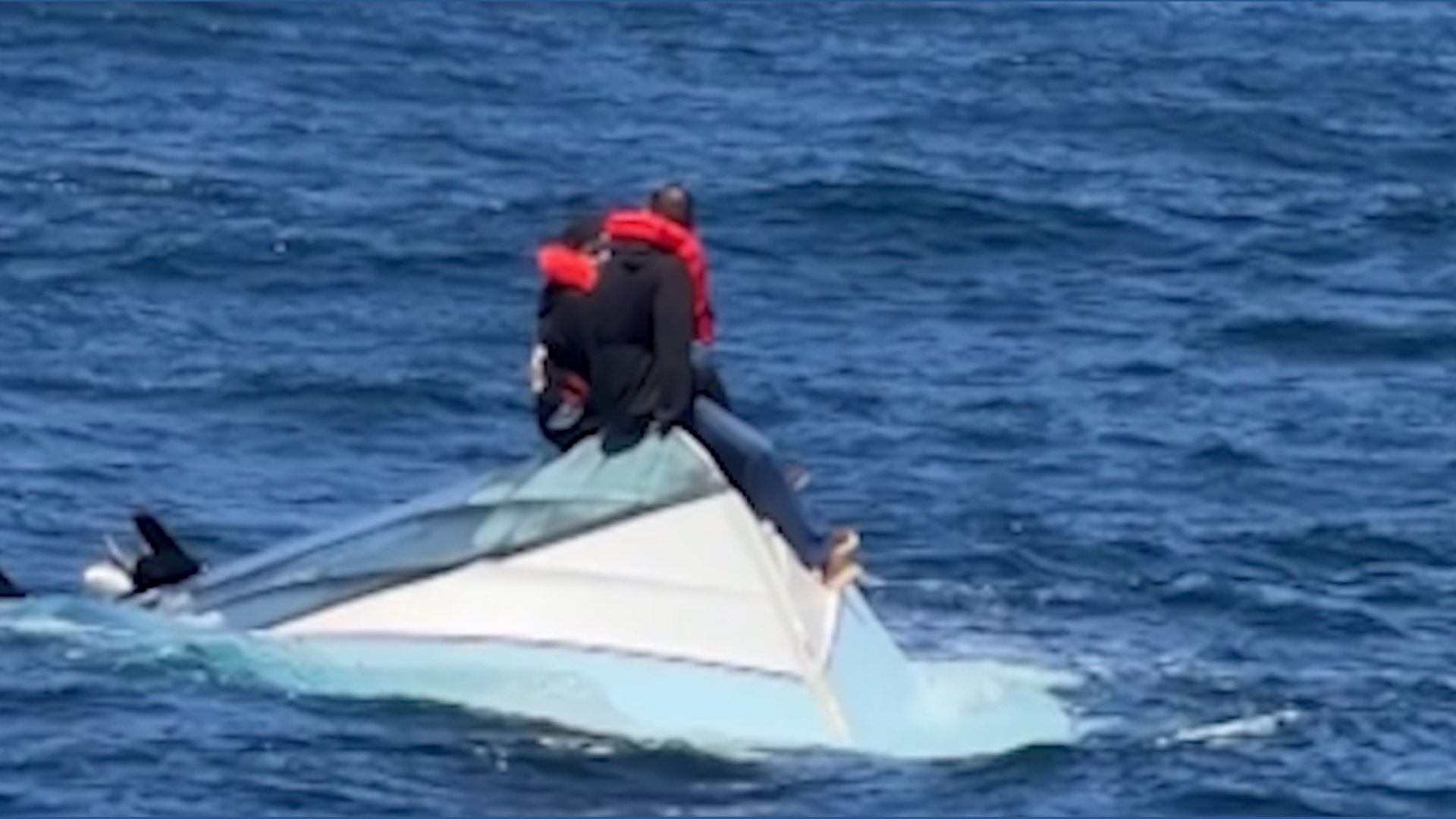 Whale watching crew rescues 2 after boat capsizes off California
