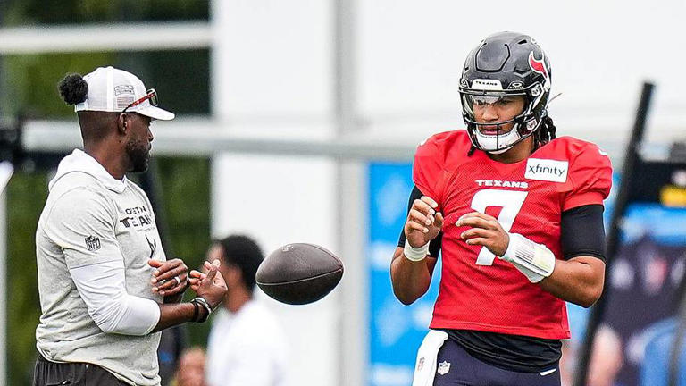 Texans planning joint practice during training camp