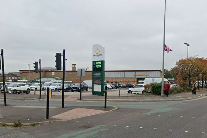 Police race to reports of 'aggressive' man in Bolton before suspect ...