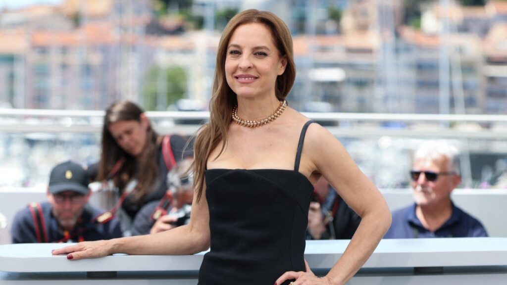 Marina de Tavira debuta en Cannes con “Siempre soy tu animal materno”