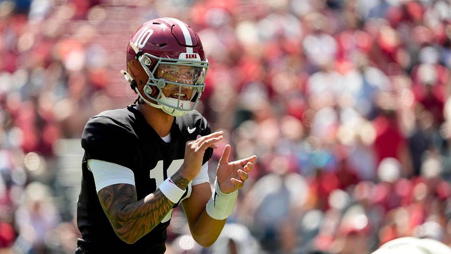 Kalen DeBoer offers what could give Austin Mack a leg up in Alabama's ...