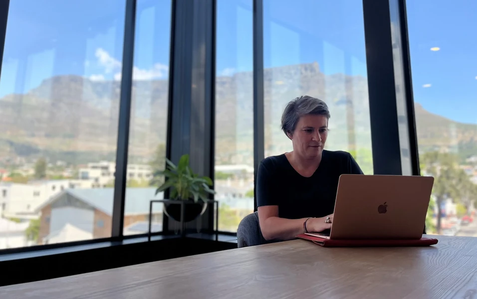 Founder shares key factors for choosing a nomadic base
