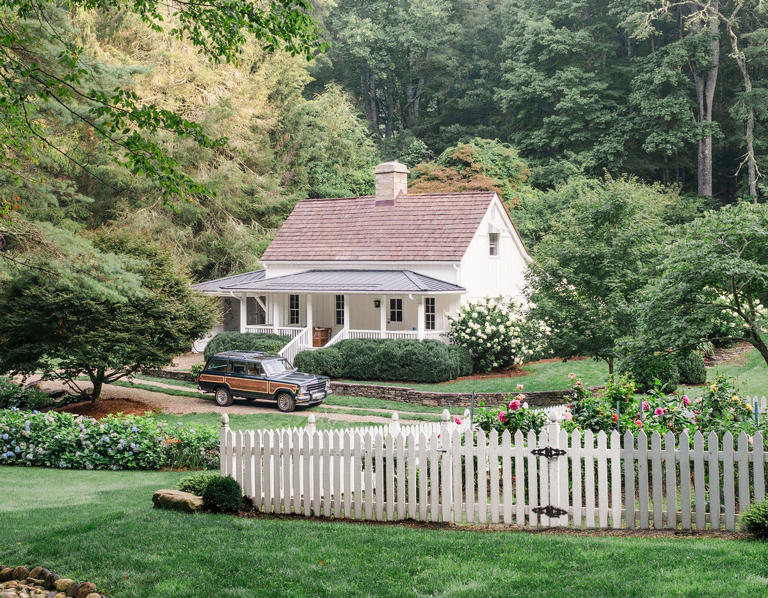 7 charming cottages that look straight out of a storybook