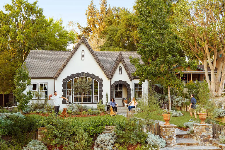 7 charming cottages that look straight out of a storybook