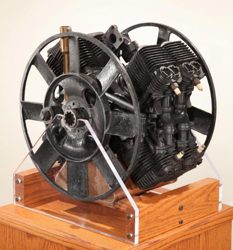 Ford’s failure: The experimental X-8 engine
