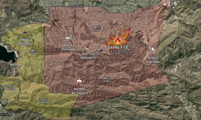 Interactive map lets public track firefighting aircraft