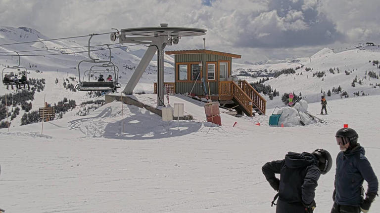 Canadians celebrate mid-May powder days at Banff Sunshine Village ...