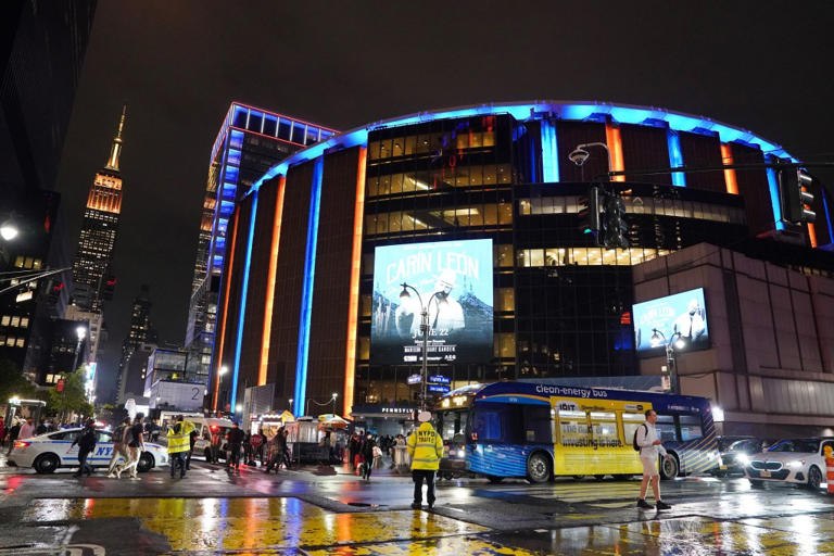 James Dolan moves to split Knicks and Rangers into two separate public ...