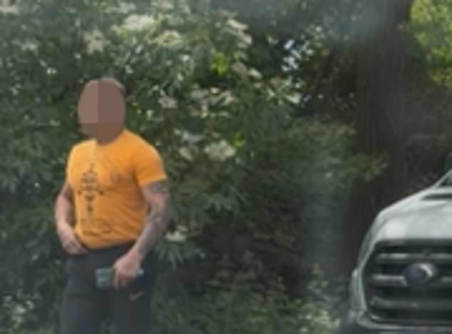 Villagers foil traveller 'land grab': Men 'posing as broadband workers ...