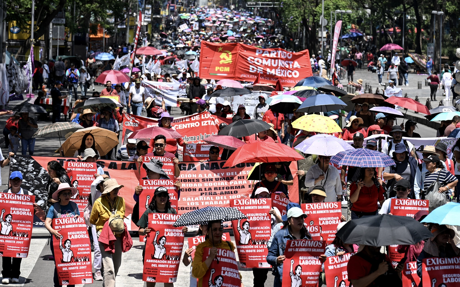 Mexico to resume talks with protesting teachers