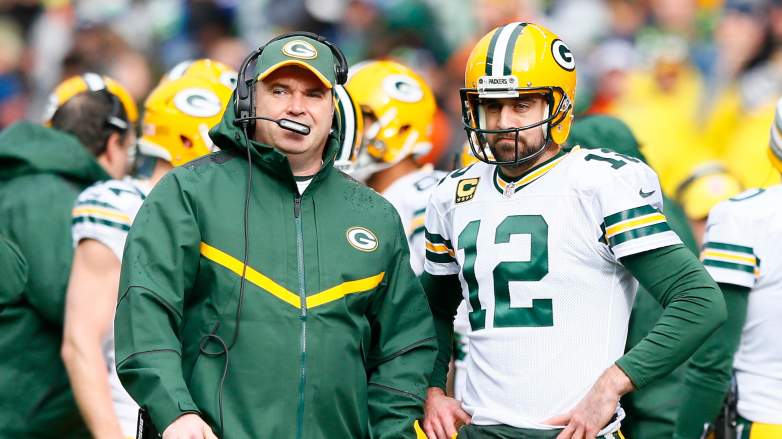 Aaron Rodgers, de los Steelers, conecta inmediatamente con su nuevo ...
