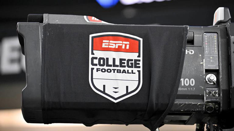 No. 1 college football OT recruit revealed in latest rankings