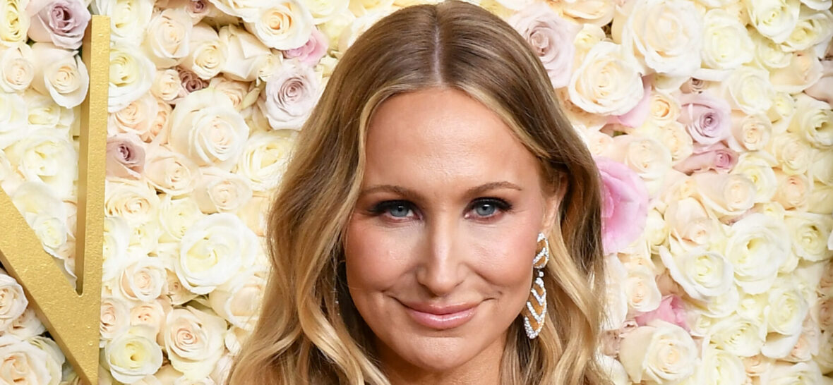 Nikki Glaser said boyfriend dislikes her hooking up with others while ...