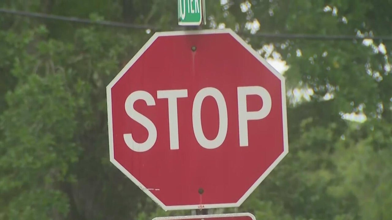 Miami Gardens residents demand safety upgrades after repeated stop sign ...