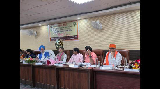 Prepare six-month progress calendar for ongoing schemes: Hardeep Puri ...